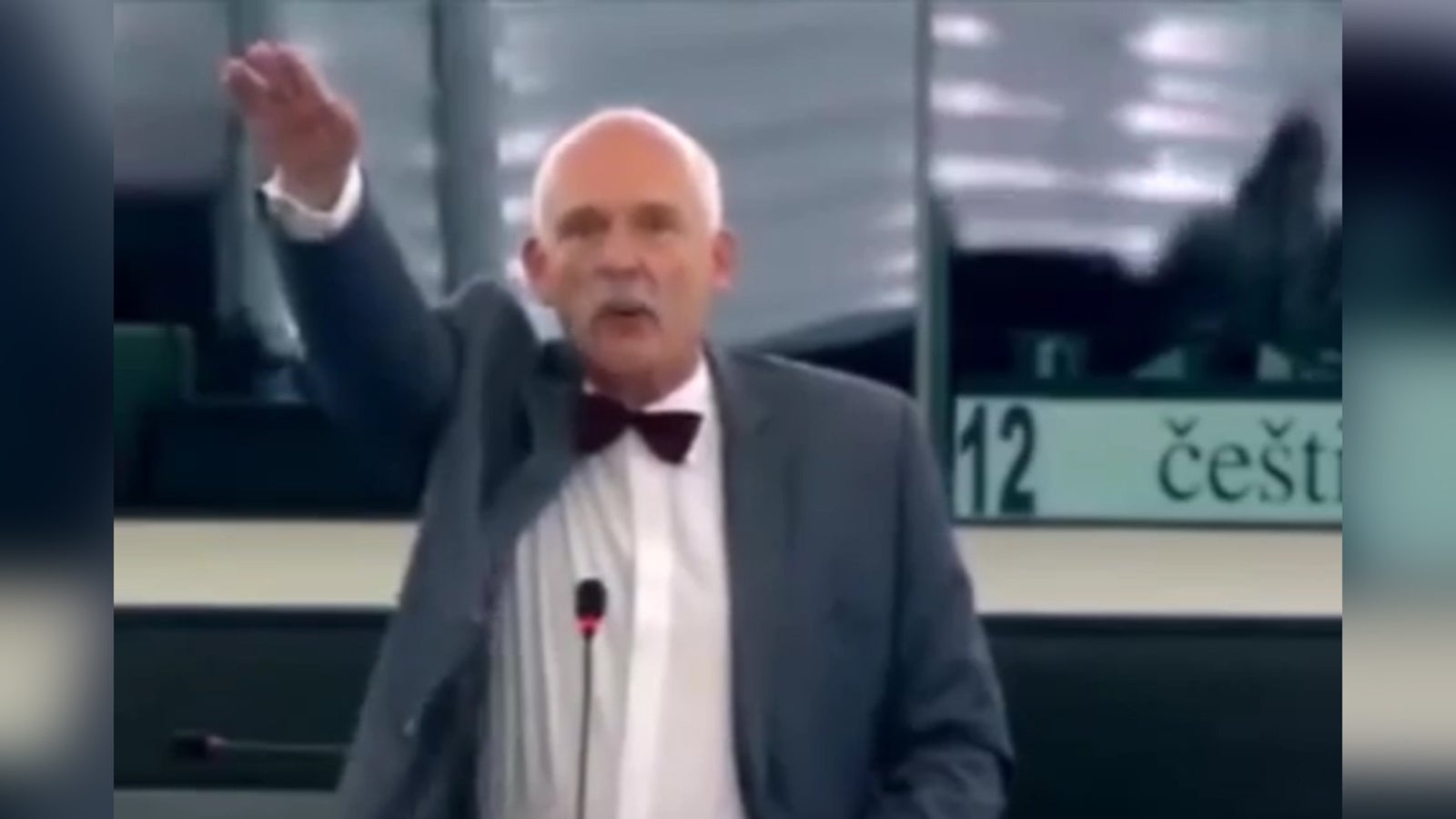 Hitlergruß im Europaparlament - oe24.tv