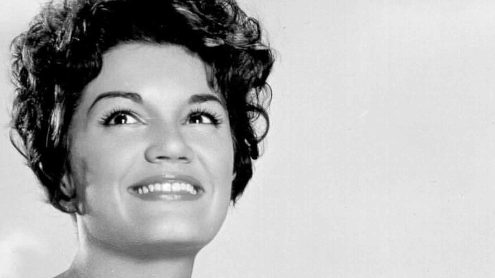 "Schöner fremder Mann": Schlager-Ikone Connie Francis wird 85 - stars24