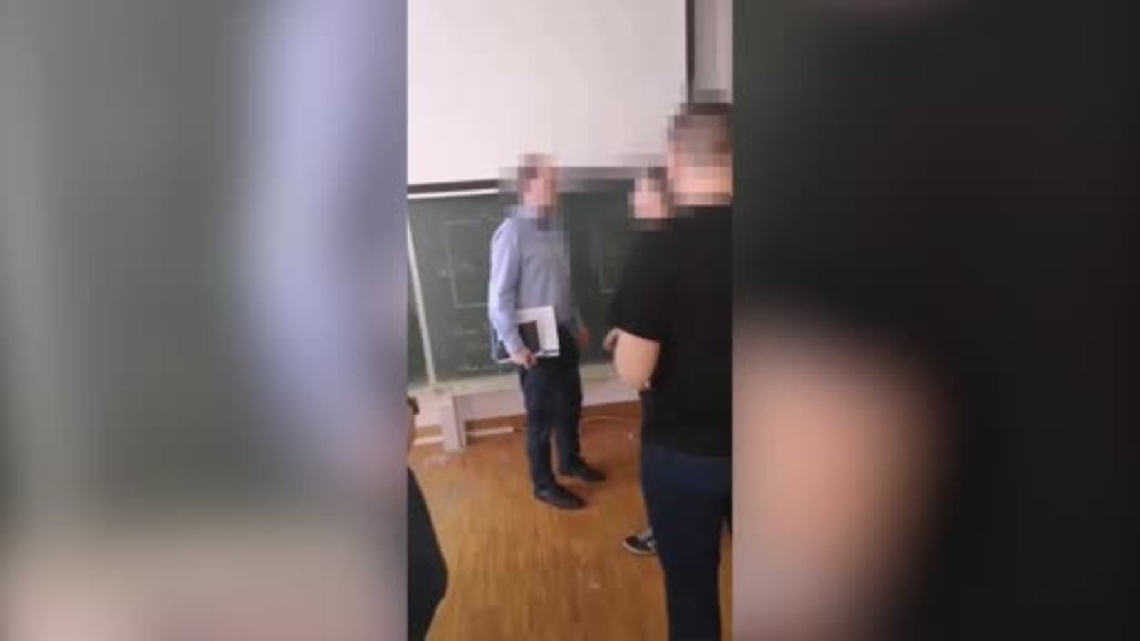 HTL Ottakring: Schüler belästigen Lehrer - oe24.tv