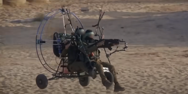 Israel: Hamas präsentiert Paragleiter-Truppe - oe24.tv