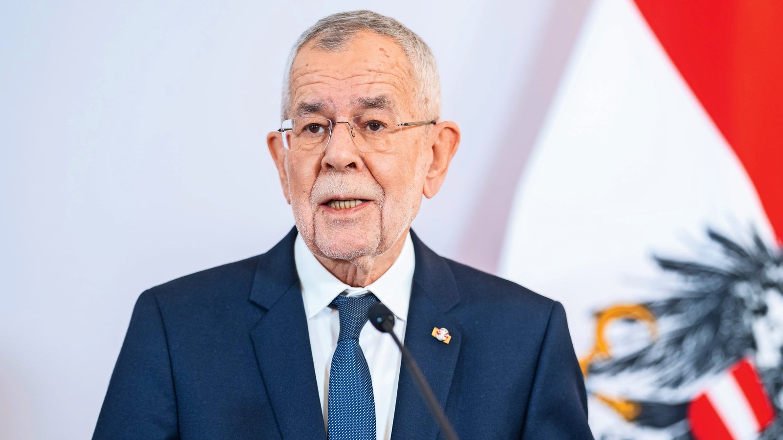 Bundespräsident Alexander Van der Bellen wird 80 - Politik-Live