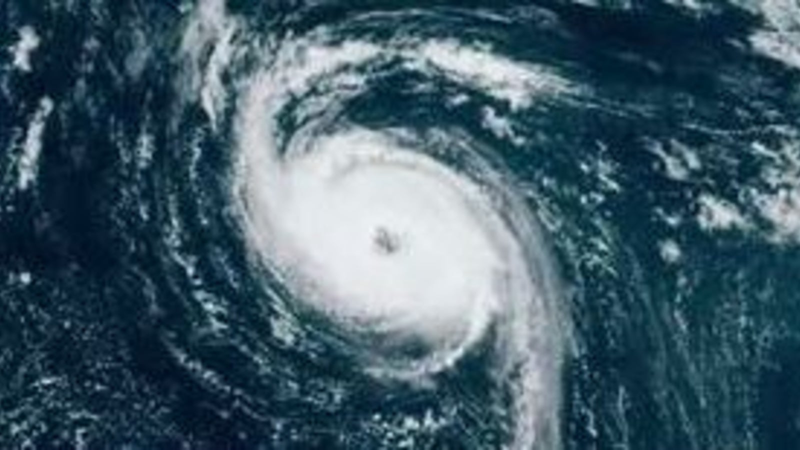 "Nigel": Hurrikan steuert auf Europa zu - oe24.tv