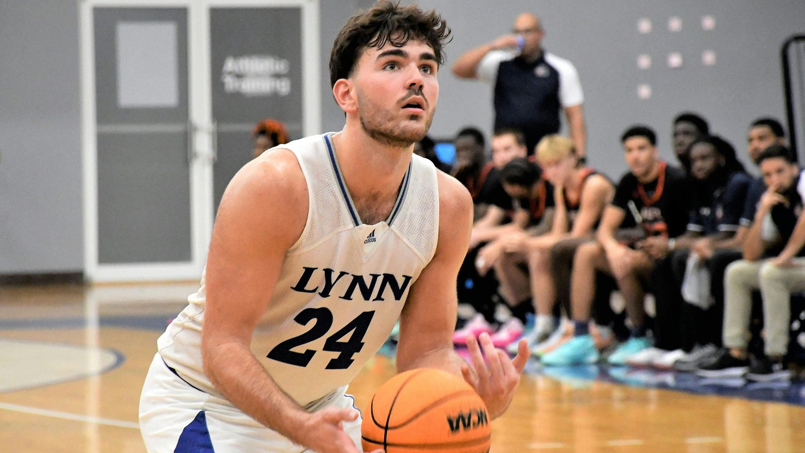 Wiener Basketball-Hoffnung Nordin Kapic zündet Feuerwerk am US-College ...