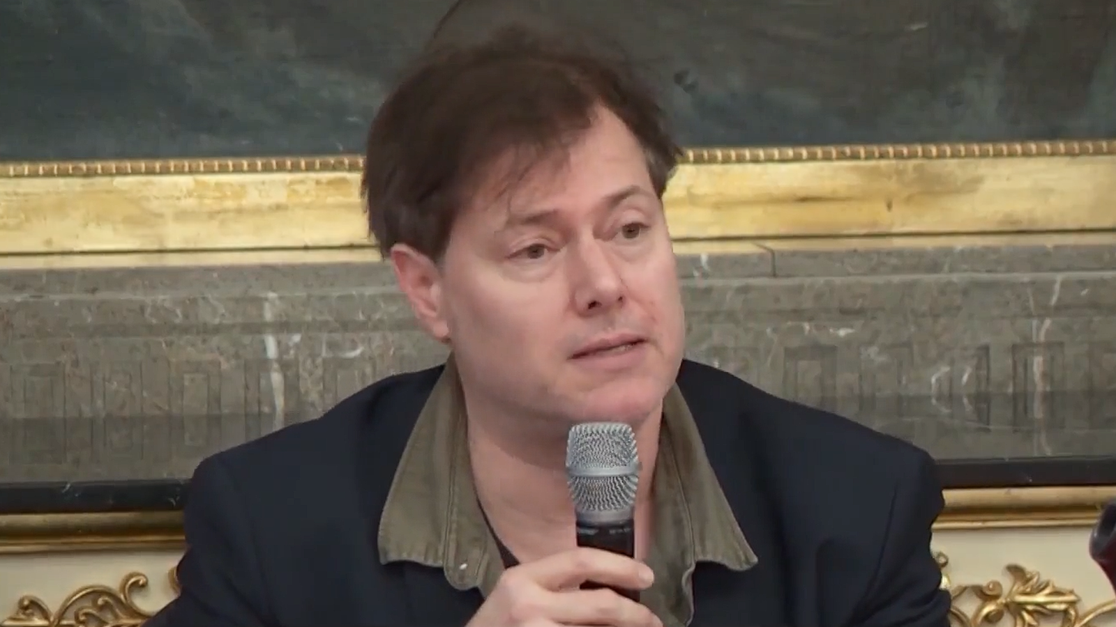 Wiener Festwochen rufen unter Milo Rau die Freie Republik aus - oe24.tv