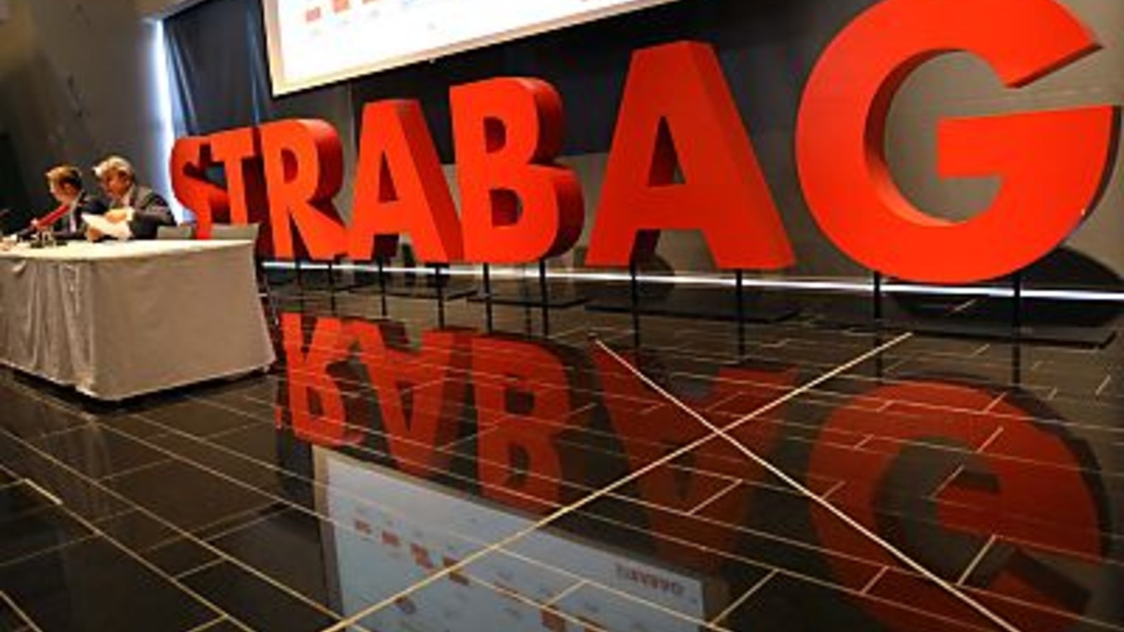 Milliardenschwerer Auftrag für Strabag - Business-Live