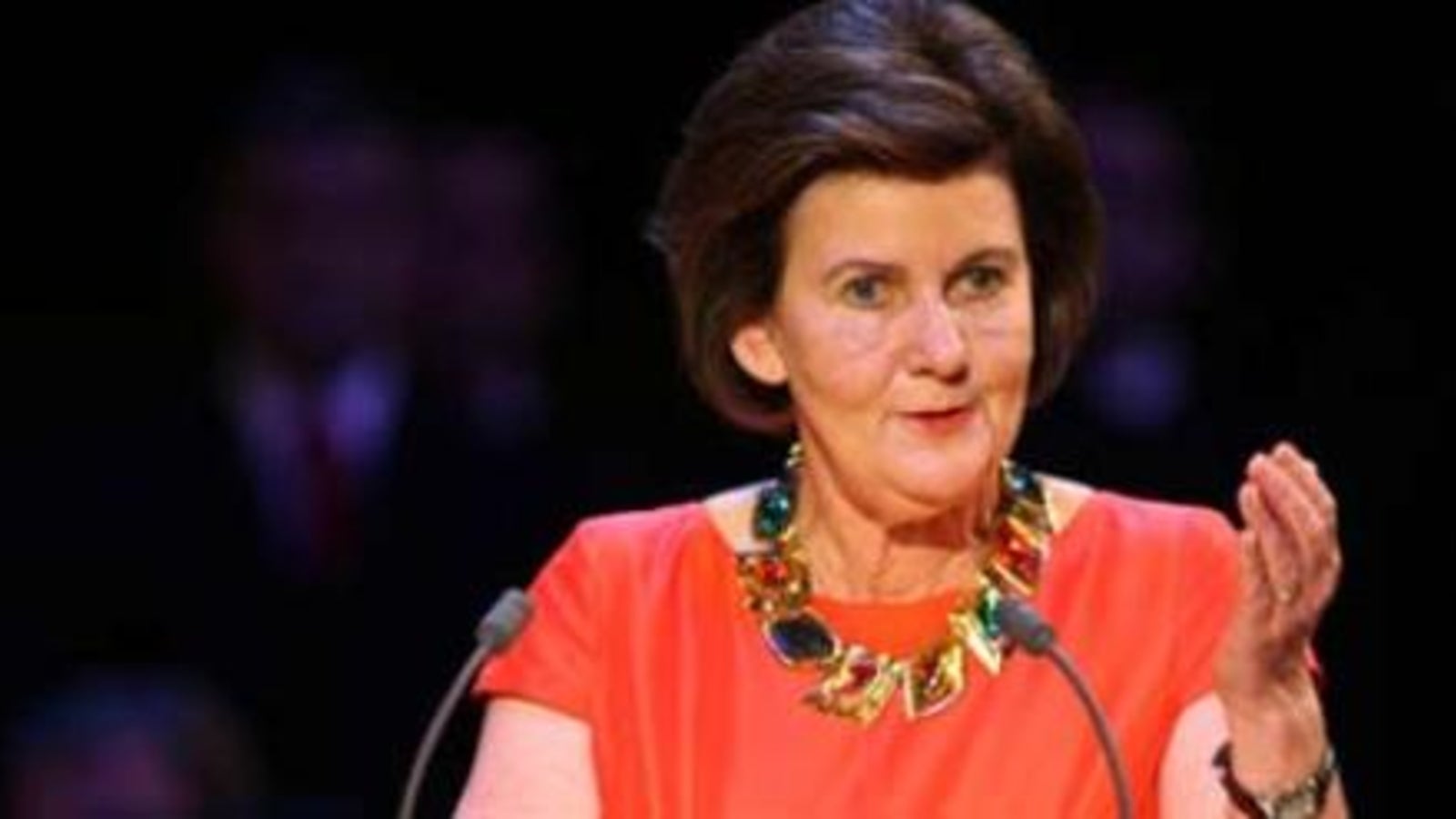 Rabl-Stadler macht "klar Schiff" - madonna24.at