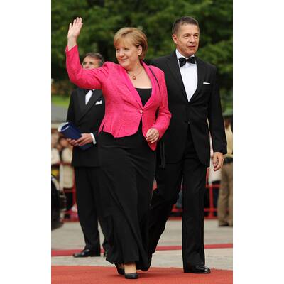 Angela Merkel - ihre 60 stärksten Looks - madonna24.at