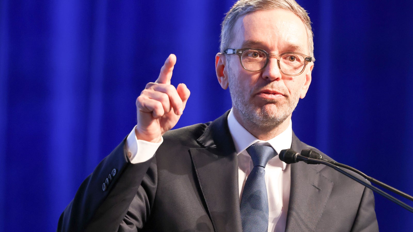 Kickl kontert VdB: ''Zähne zusammenbeißen'' - Politik-Live