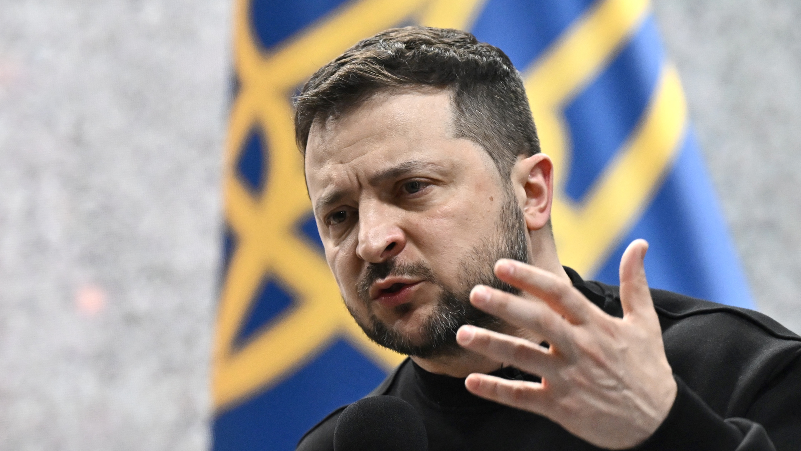 Selenskyj erinnert an erste Kriegserfolge vor einem Jahr - oe24.at