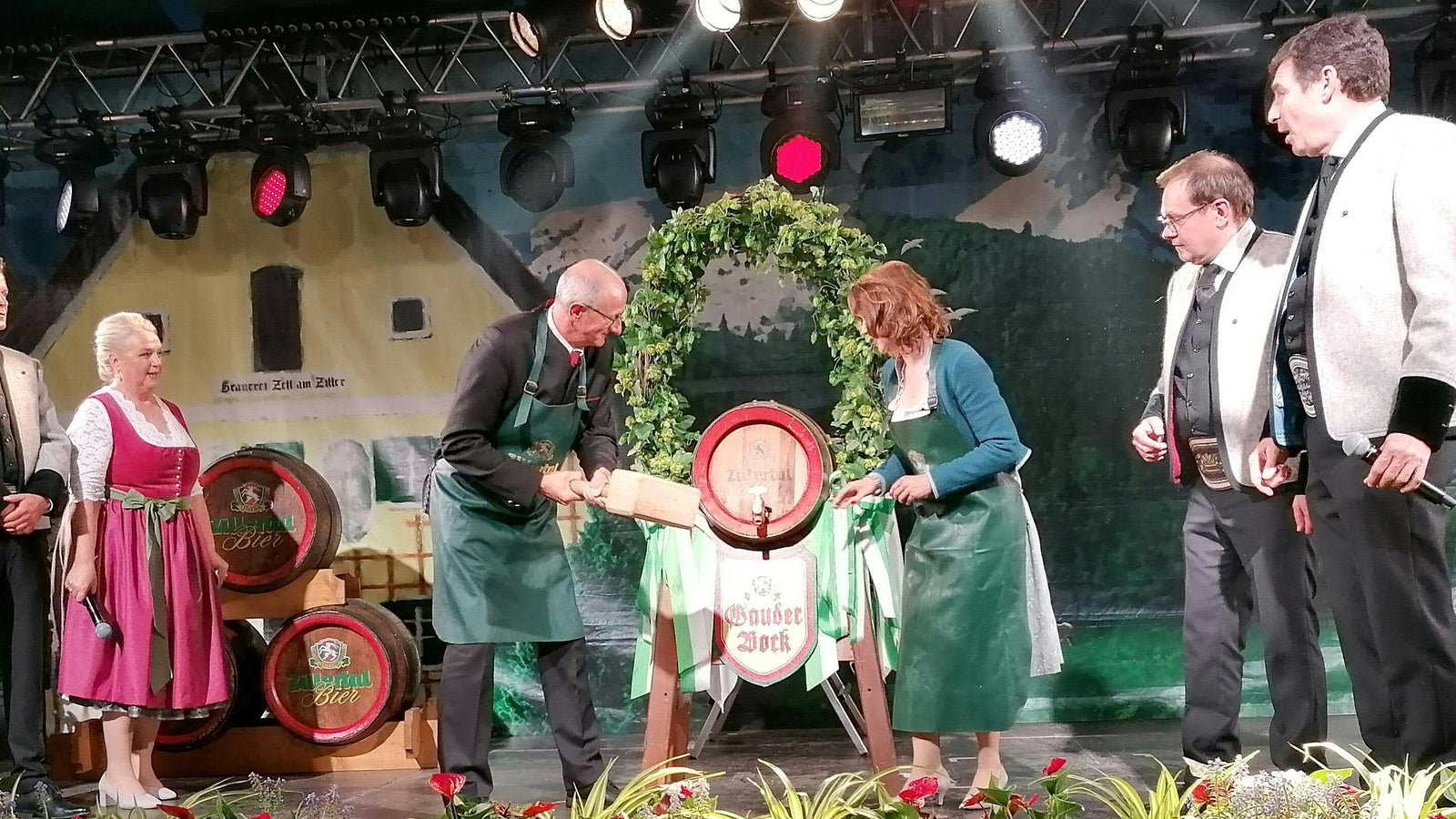 Polit-Auflauf bei der Gauder Fest-Eröffnung - stars24