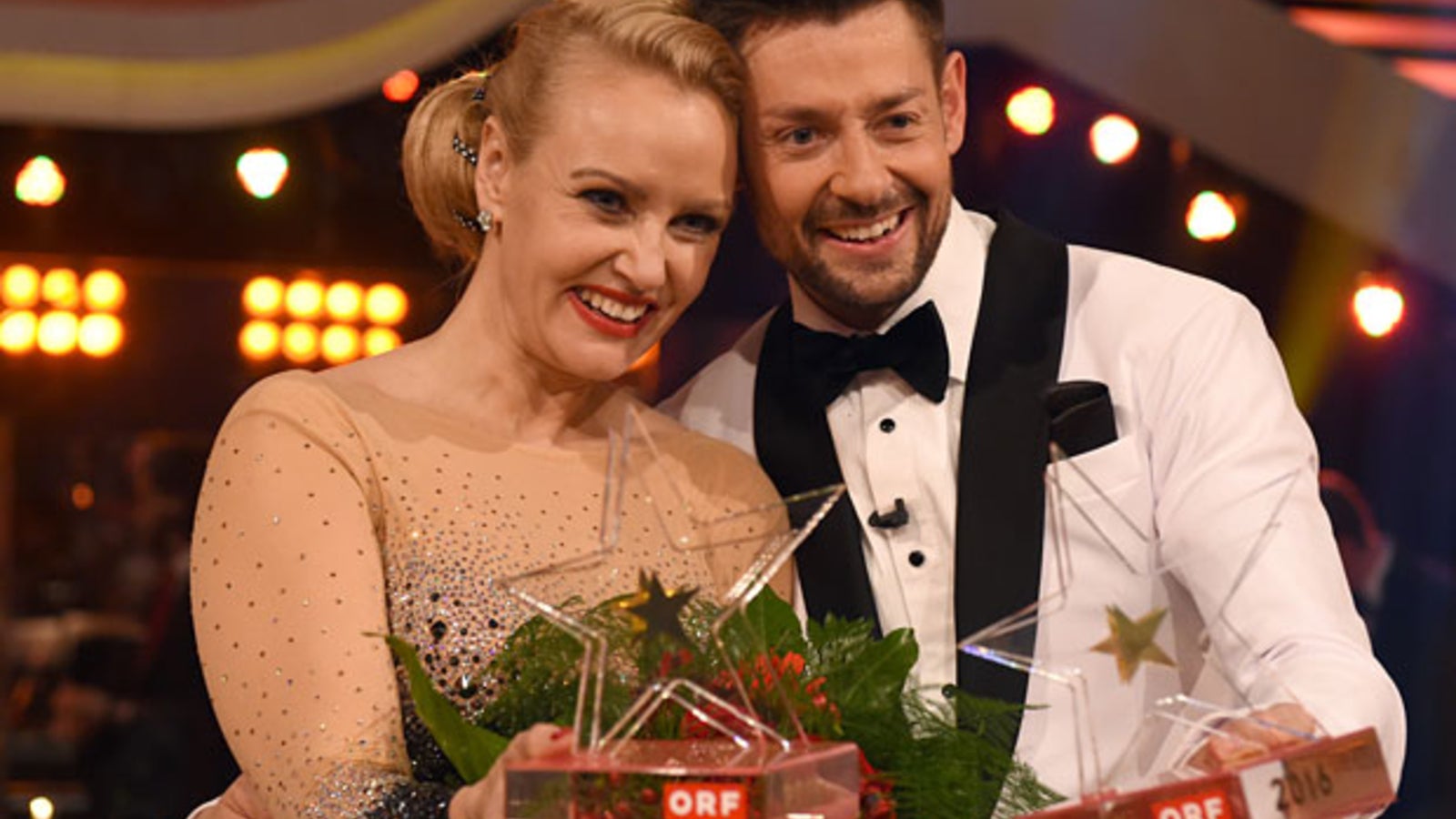 Verena Scheitz: Ihre besten Bilder - stars24