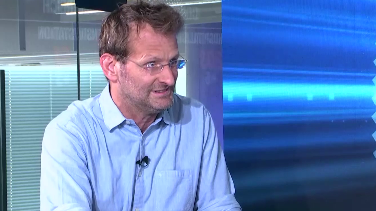 Andreas Ferner über sein neues Kabarett-Programm - oe24.tv