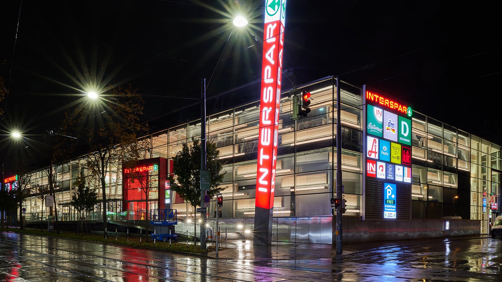 Interspar-Einkaufszentrum in Ottakring erstrahlt in neuem Glanz - oe24.at