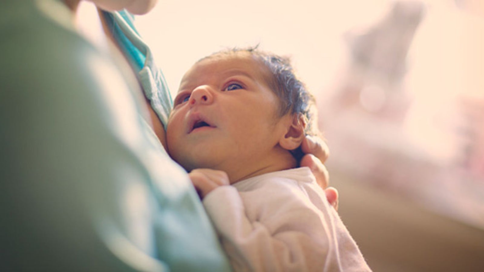 Oma-Mutter (62) bringt gesundes Baby zur Welt - oe24.at