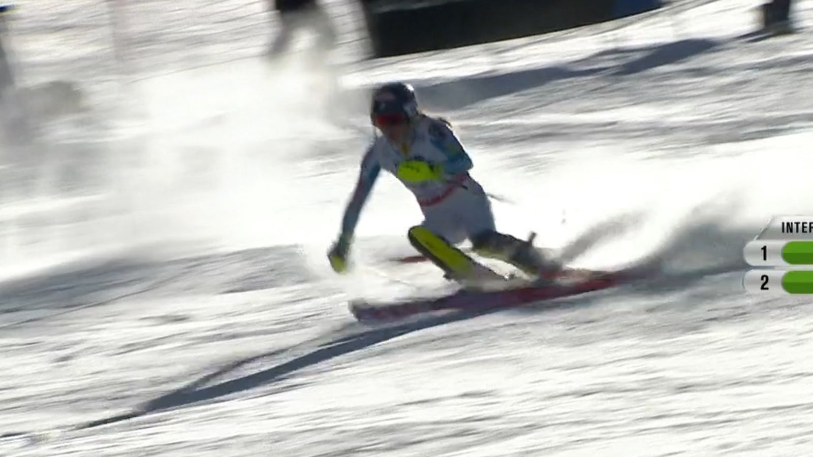 Mikaela Schiffrin als schnellste im 1. Durchgang - oe24.tv