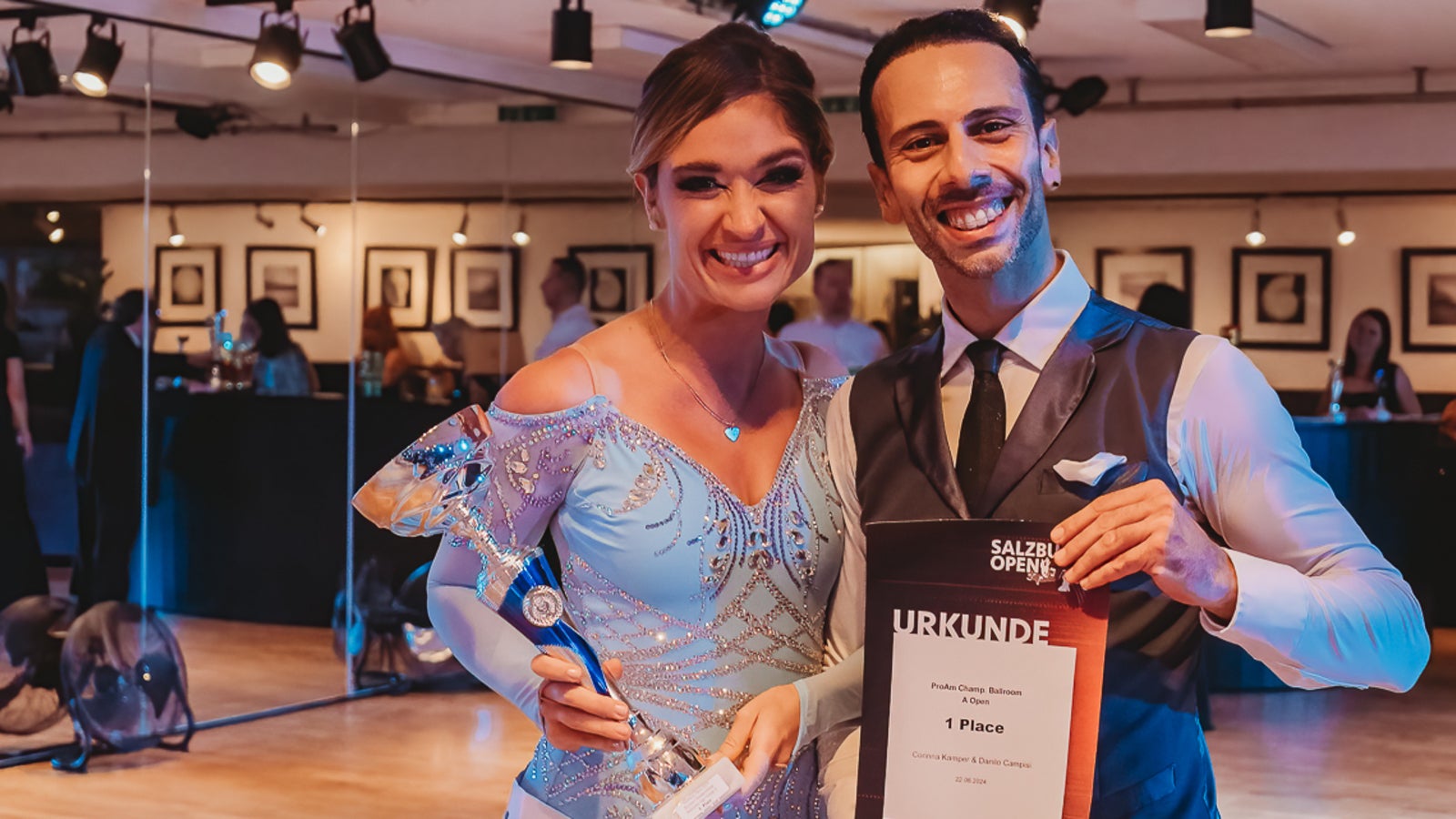 Meister-Titel für "Dancing Stars"-Traumpaar Kamper und Campisi - stars24