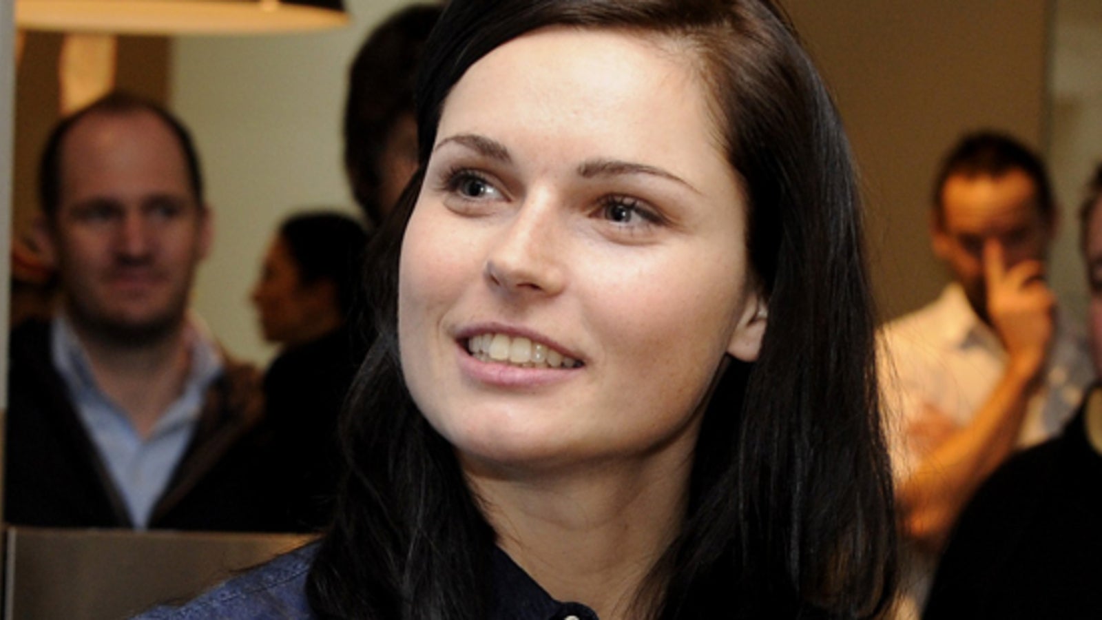 Anna & Marcel geben Papst einen Korb - sport24.at