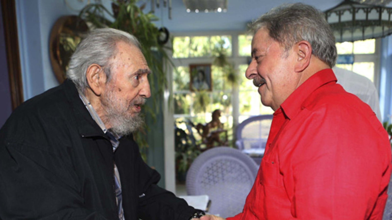 Brasiliens Ex-Präsident Lula trifft Fidel Castro in Kuba - oe24.at