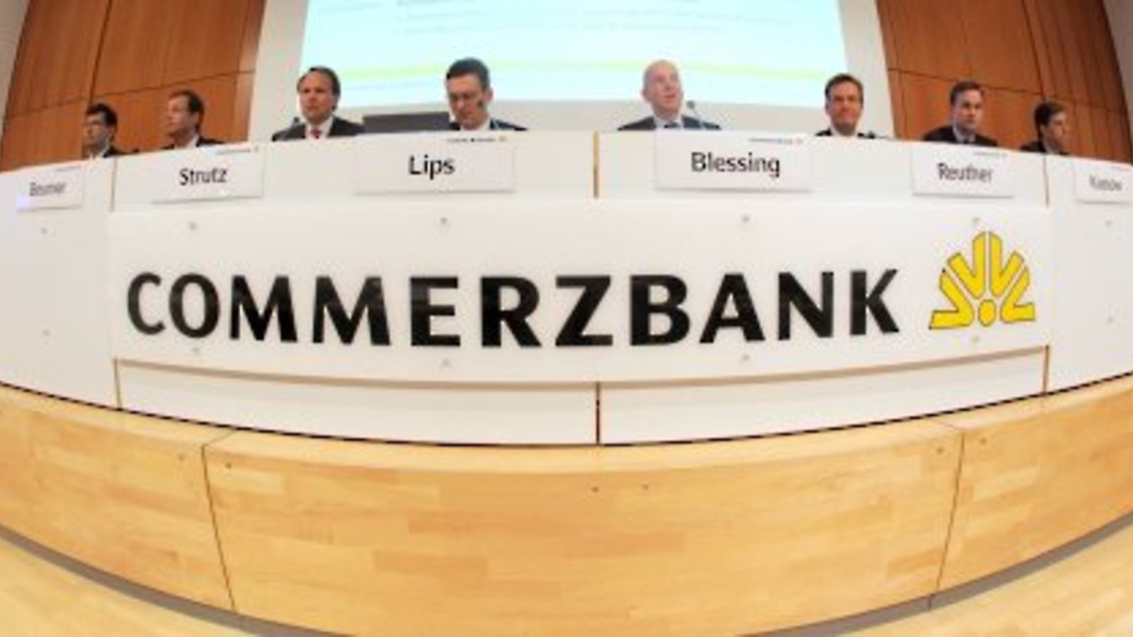 Commerzbank kommt bei Investmentbanking-Umbau voran - Business-Live