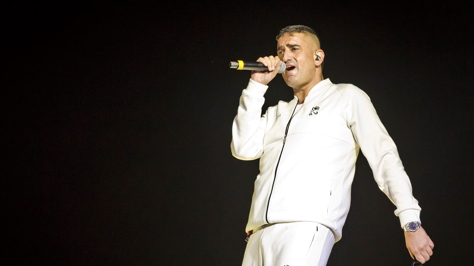 Rapper Haftbefehl sagt komplette Tour ab - stars24