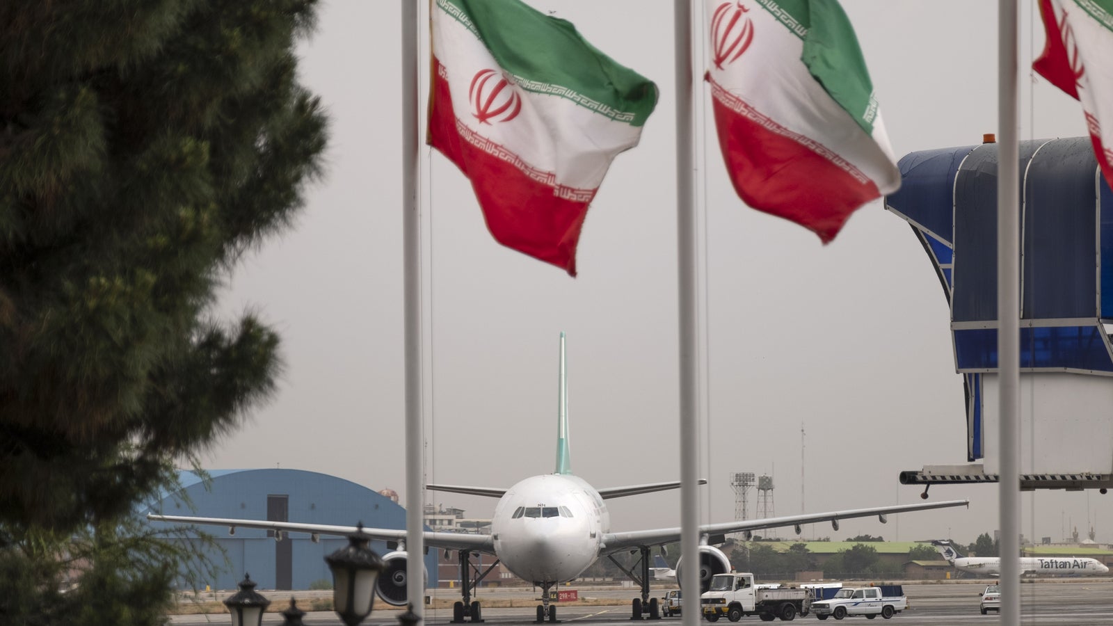 Lufthansa stoppt Flüge in den Iran - oe24.at