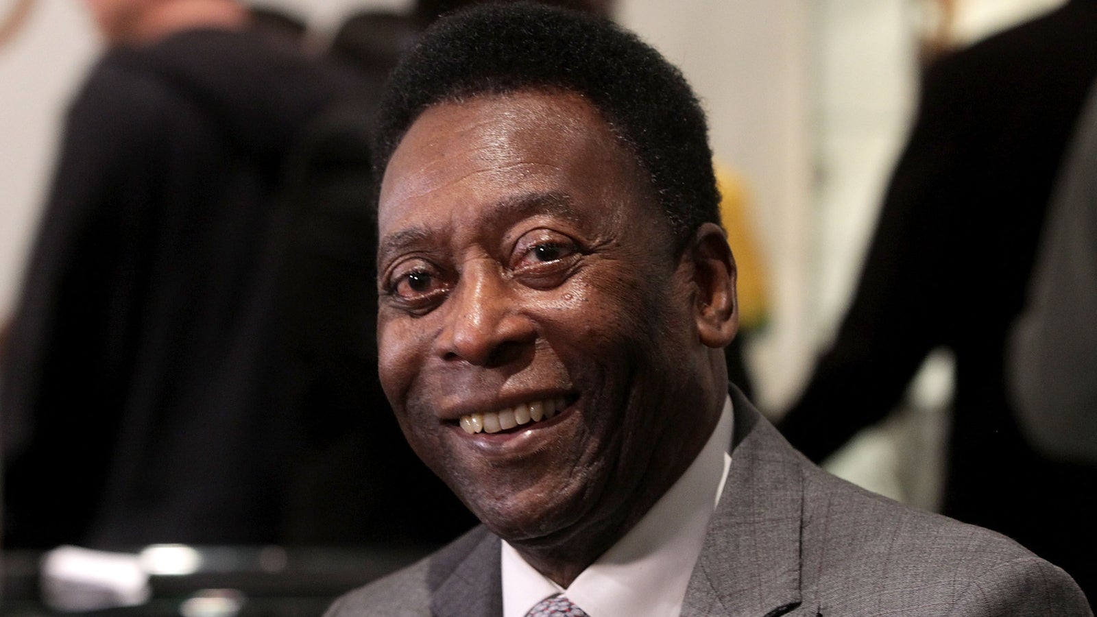 Pelé auf dem Weg der Besserung - sport24.at