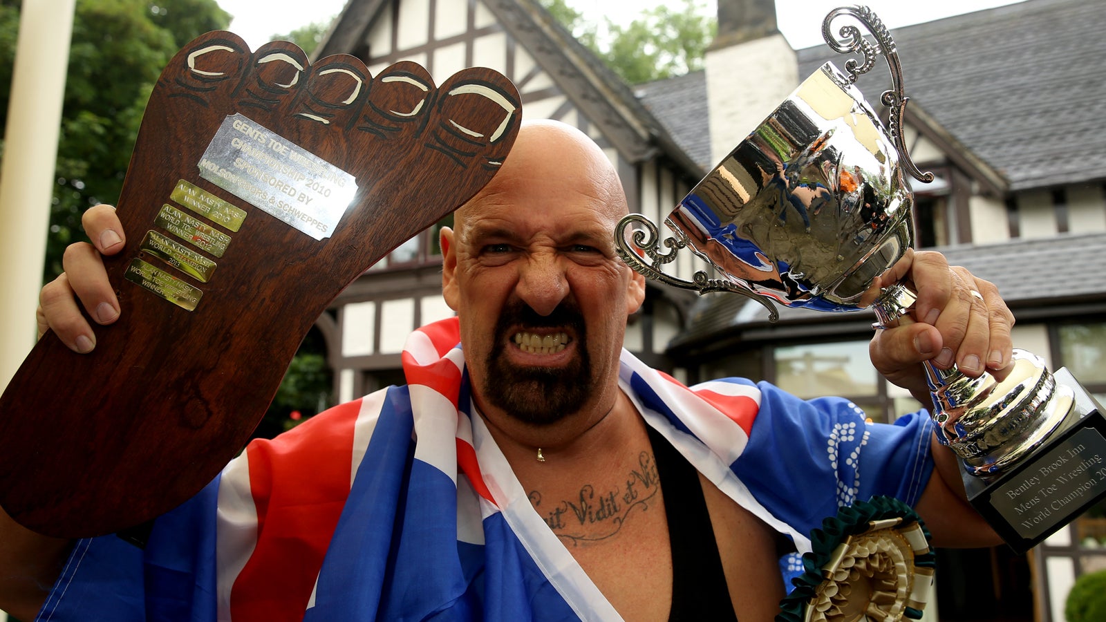 17-facher Weltmeister in Zehen-Wrestling tritt zurück - oe24.at