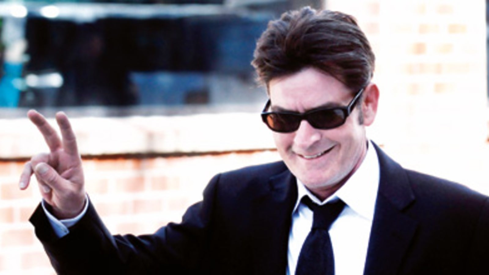 Sex zu dritt für Onkel Charlie - stars24