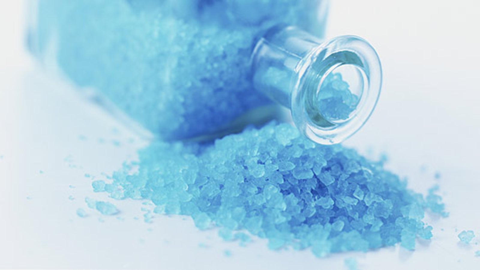 Tödliches Badesalz: Händlerin verhaftet - oe24.at