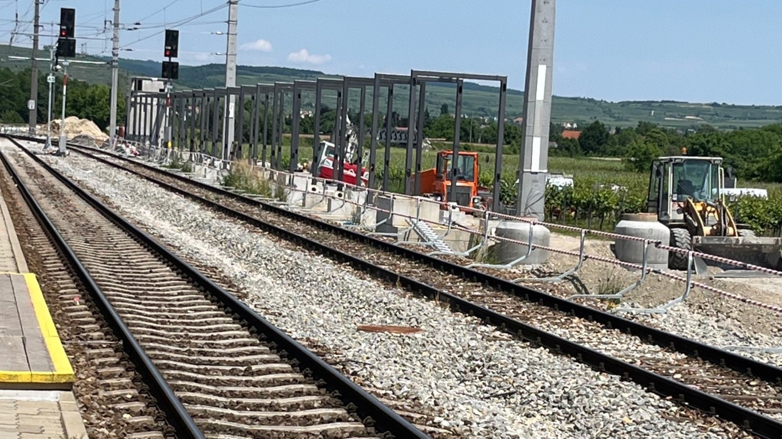 Aufstand gegen ÖBB-Sparpläne - oe24.tv