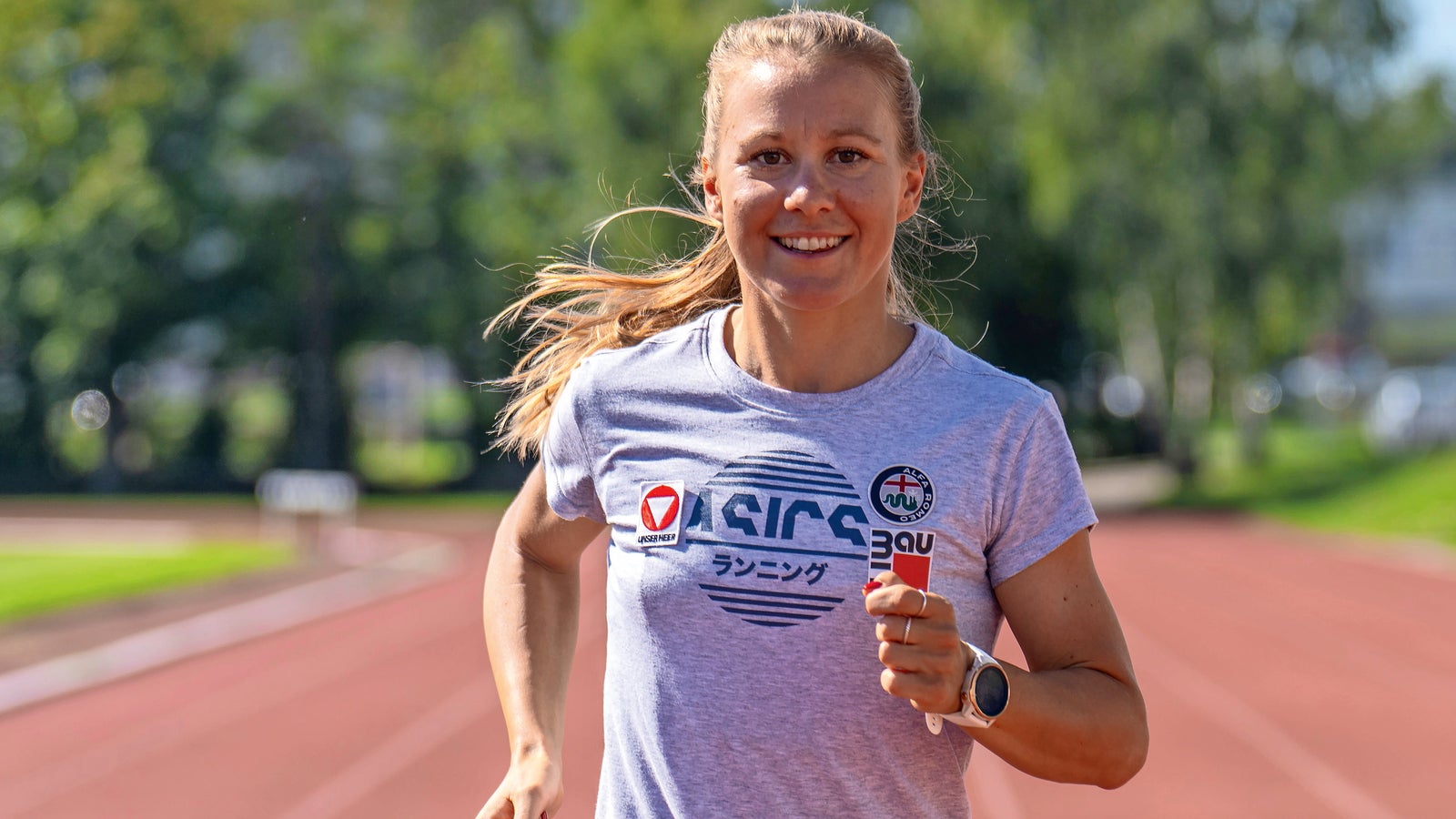 Julia Mayer: "Mein Freund muss auf der Couch schlafen" - sport24.at