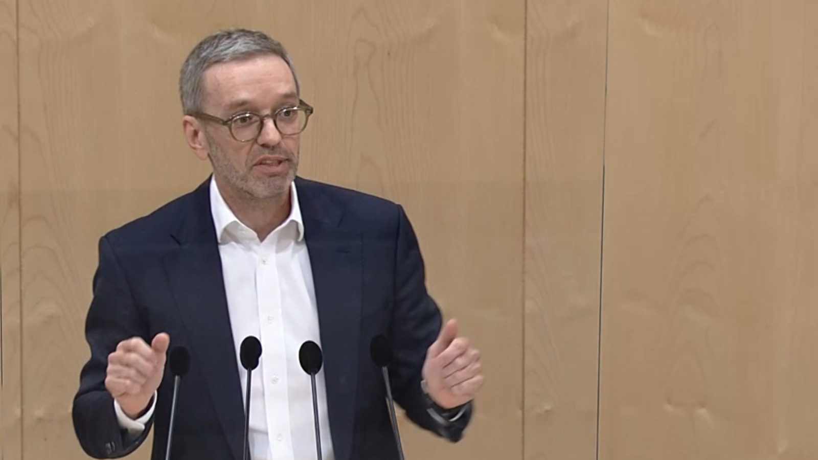 Herbert Kickl reagiert auf Regierungserklärung - oe24.tv