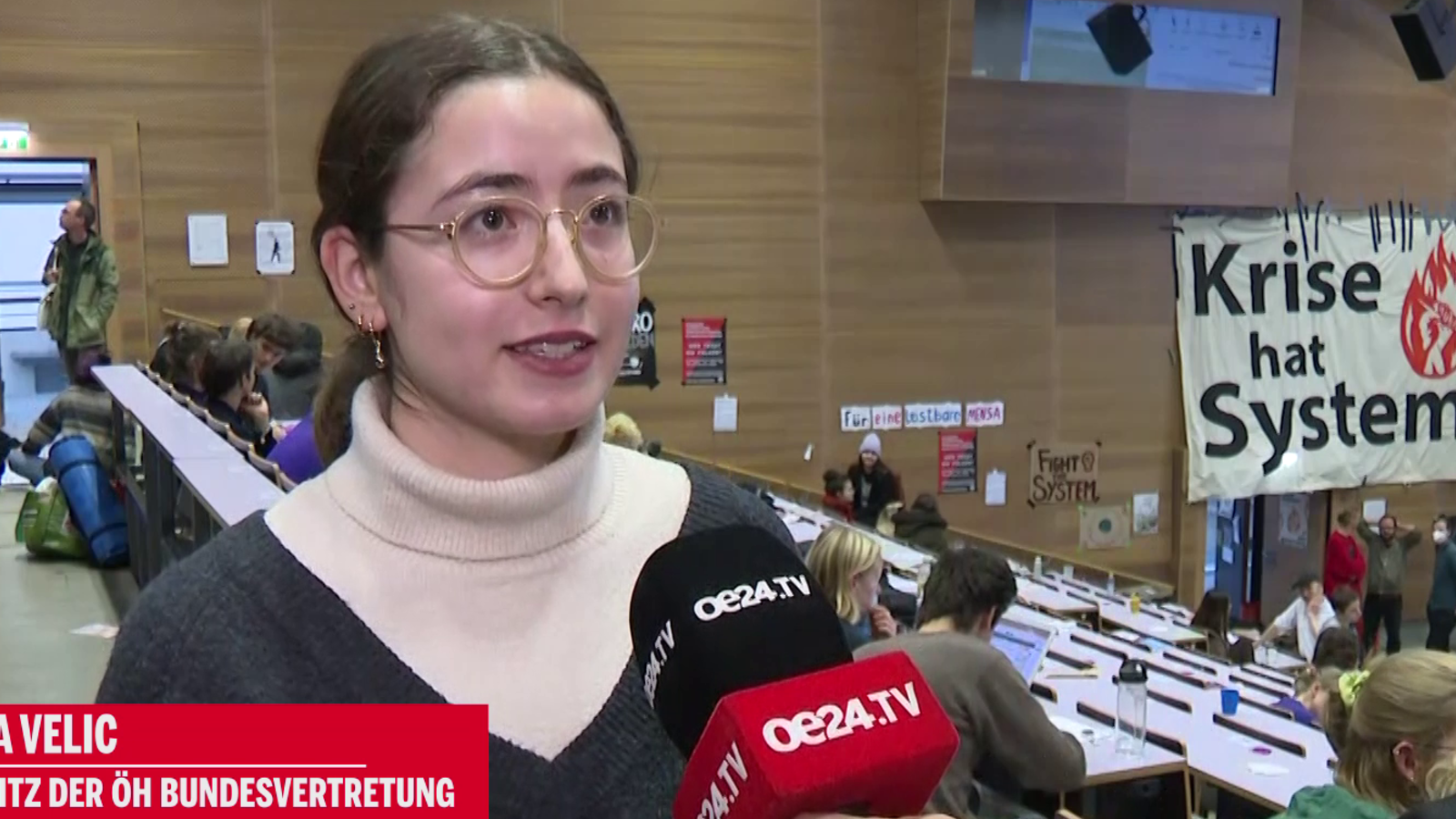 Klimaaktivisten besetzen Hörsäle an Unis: Interview mit Sara Velic ...