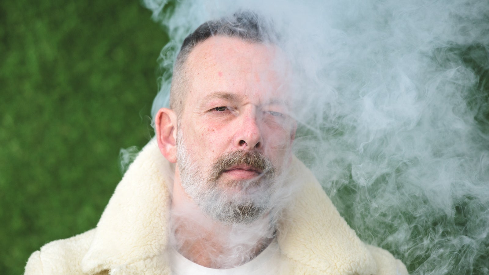 Robert Kratky „nebelt“ jetzt den Austropop ein - stars24