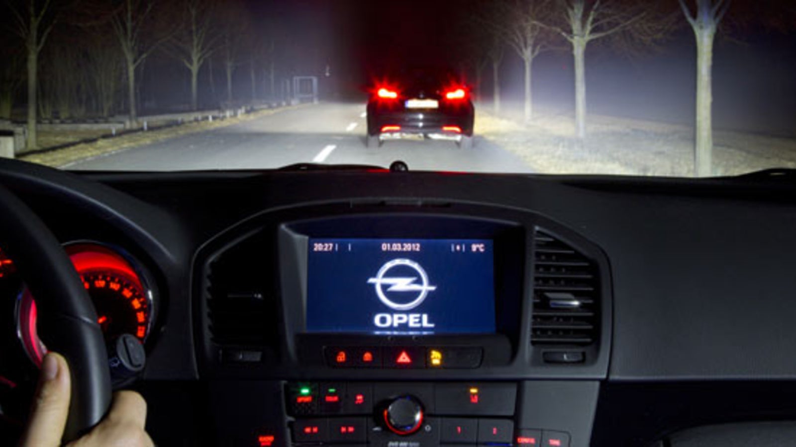 Opel will Autolicht mit Augen steuern - oe24.at
