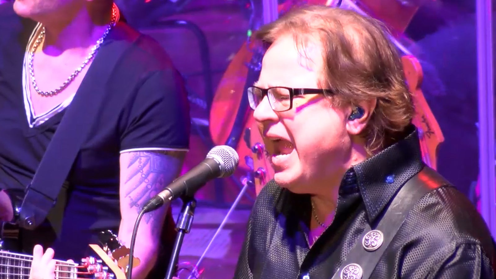 Happy Birthday Opus! - oe24.tv