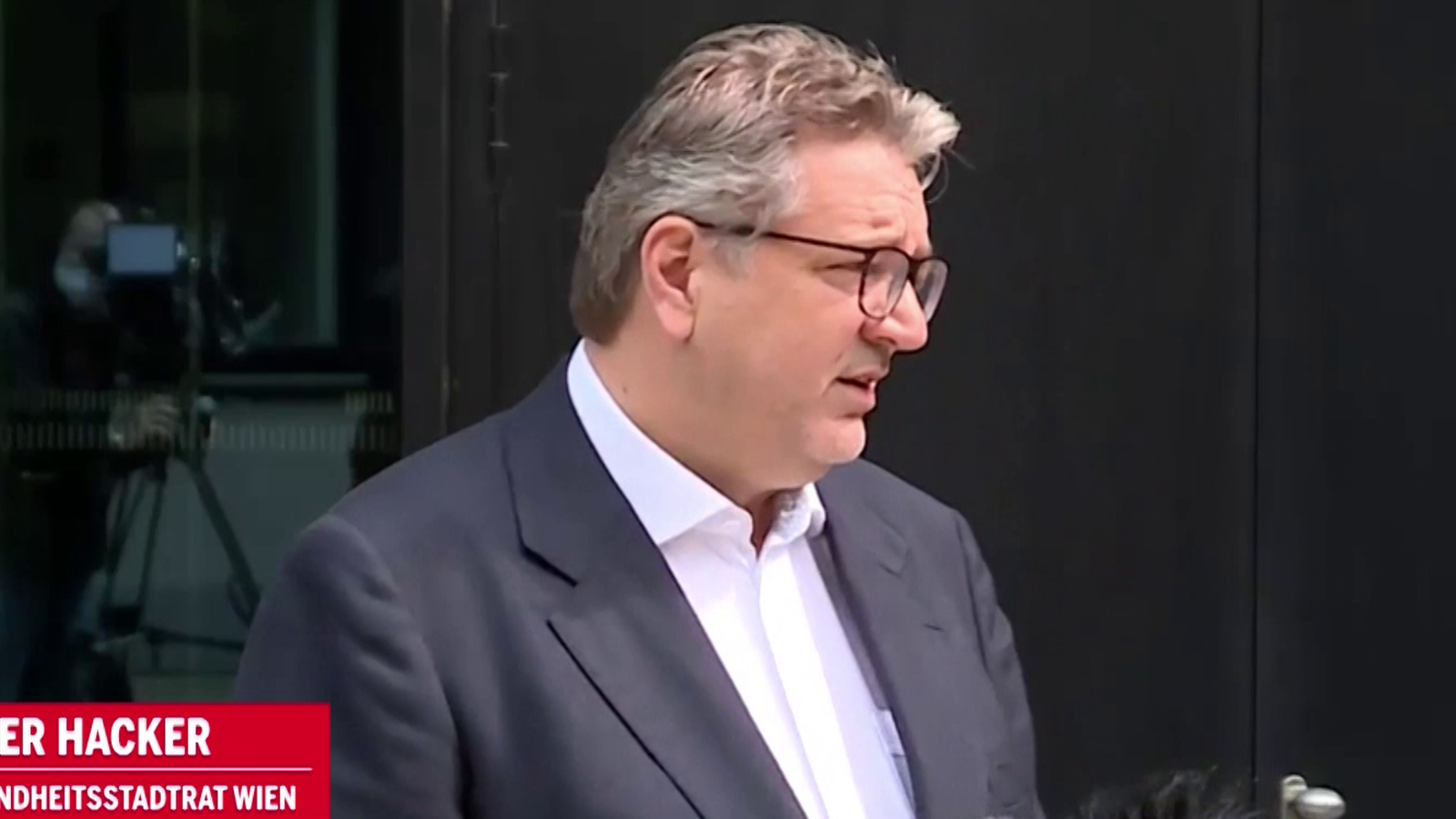 Peter Hacker zur Ausrollung von Gurtgeltests an Schulen - oe24.tv