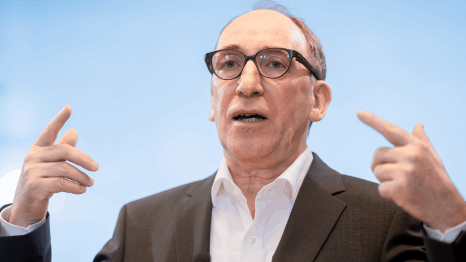 Corona-Check für alle China-Flieger - oe24.at