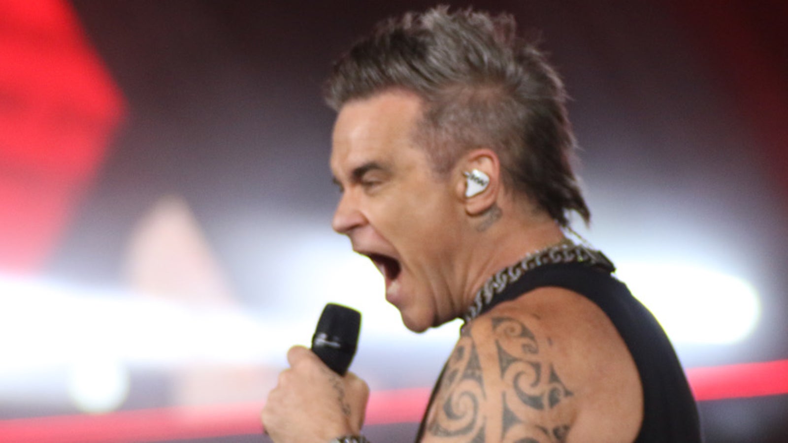 Robbie fand sein Konzert zum Kotzen! - stars24