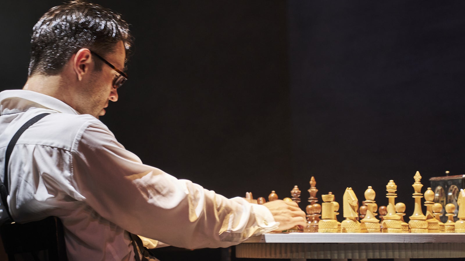 Ovationen für Nils-Strunk-Solo "Schachnovelle" an Burgtheater - stars24