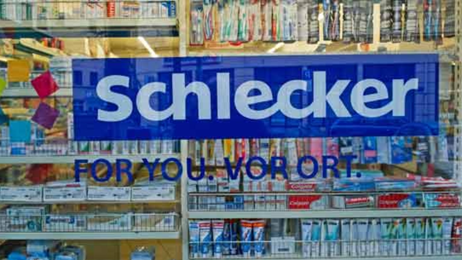 Schlecker schließt jede zweite Filiale - Business-Live