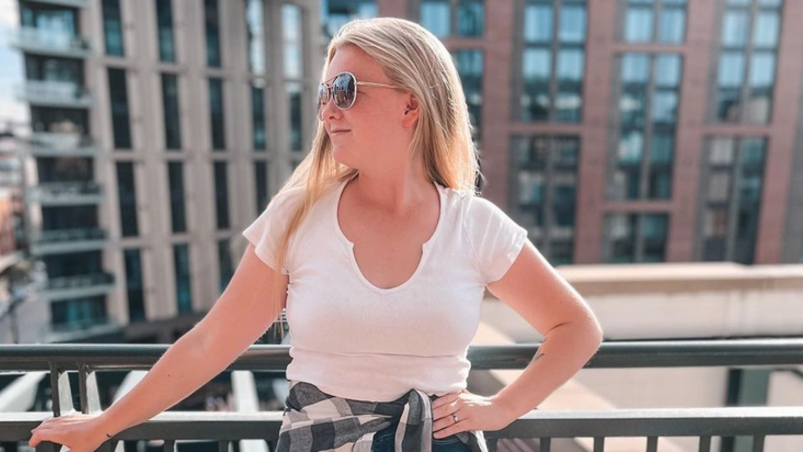 Angie ist mit 21 Jahren zum neunten Mal schwanger - oe24.at