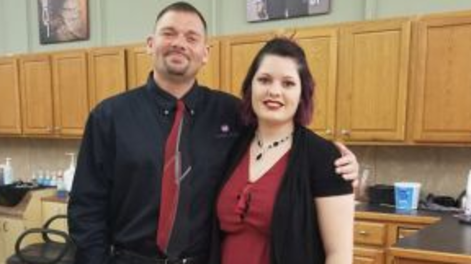 Inzest-Ehe: Tochter wettete mit Schwester sogar um Beischlaf - oe24.at