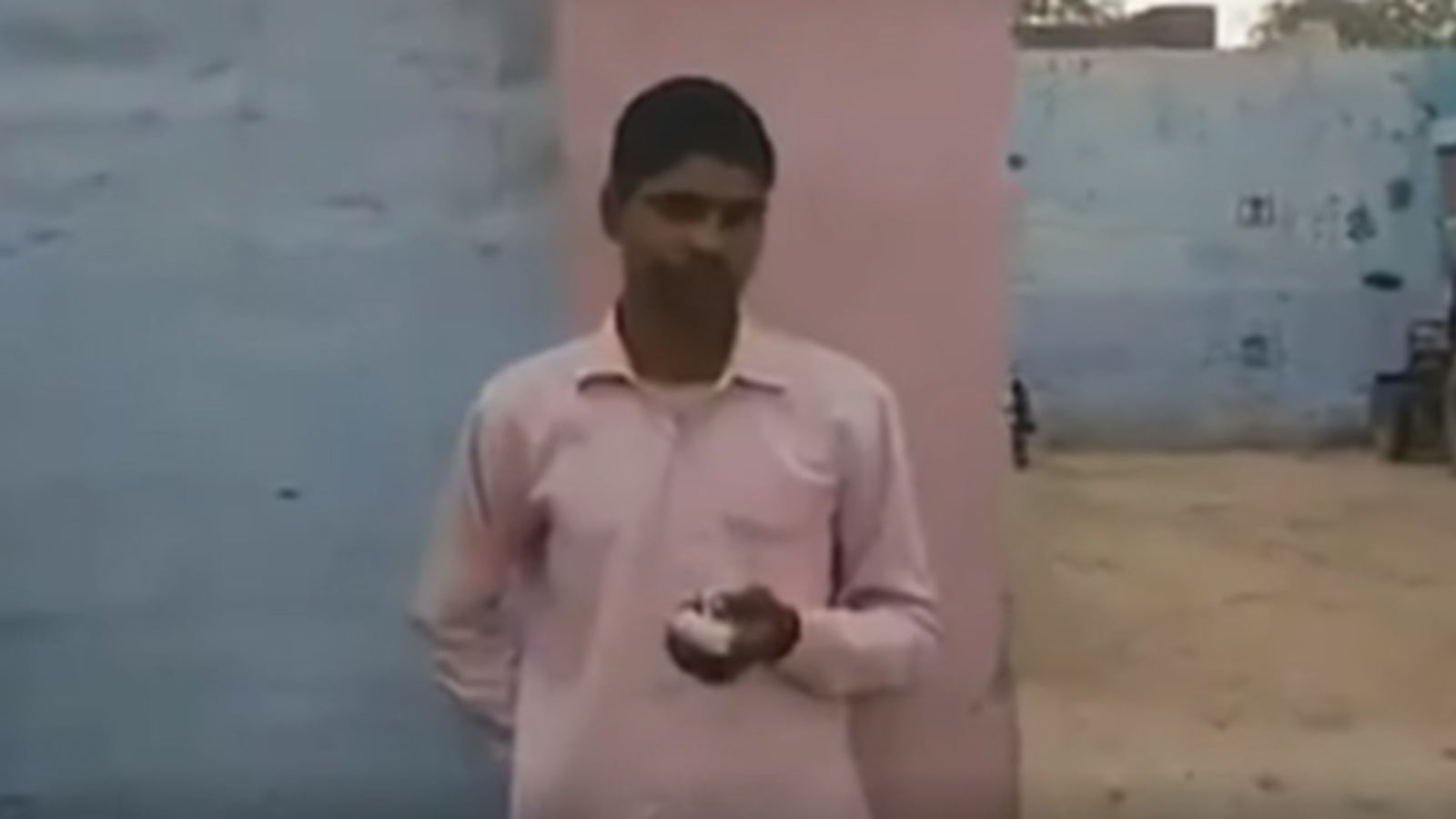 Finger selbst abgehackt, weil er falsche Partei wählte - oe24.at