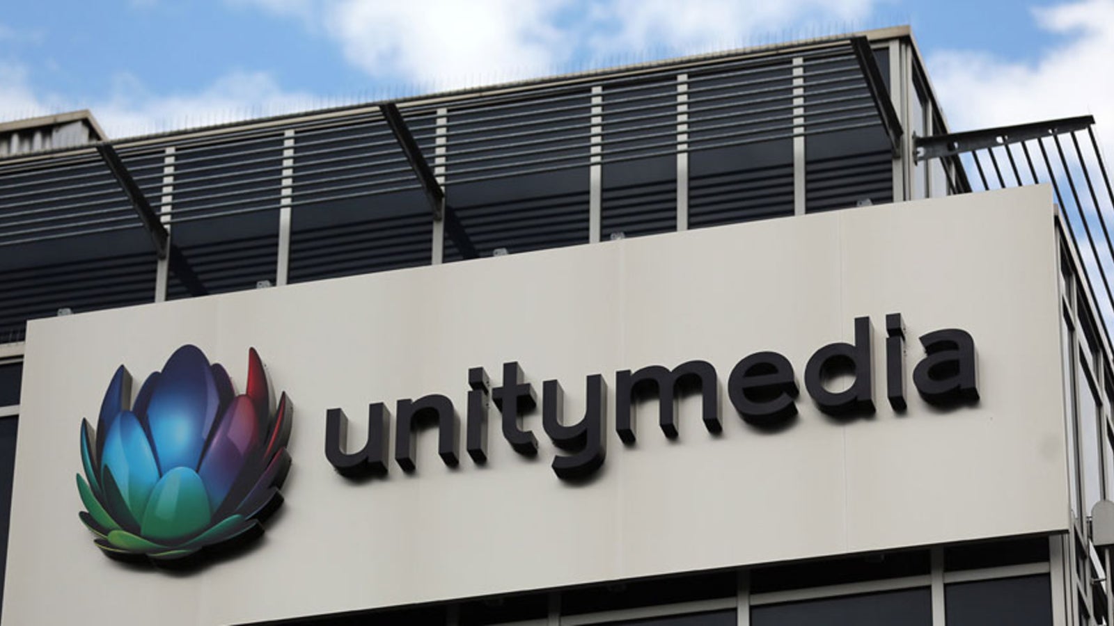 Unitymedia kündigt erste eigene TV-Serie an - Business-Live