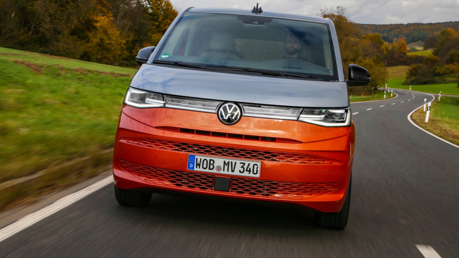 Multivan Business - VW bringt Sondermodell vom neuen T7 'Bulli' - oe24.at
