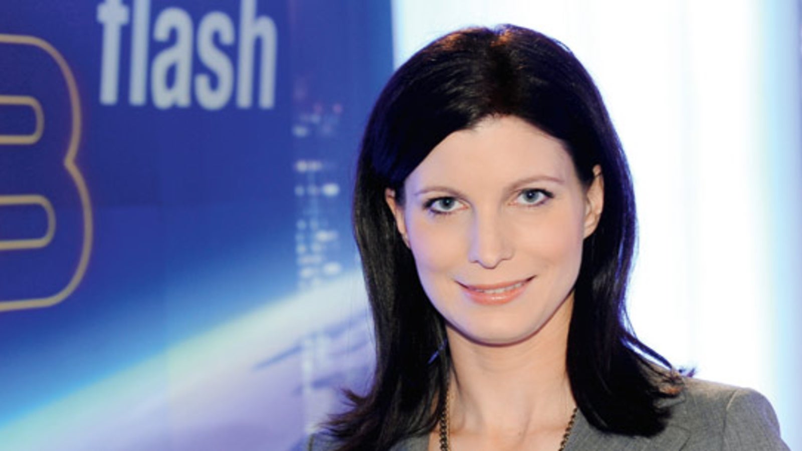 ZIB Flash: Yvonne Lacina startet am 11.1 - stars24