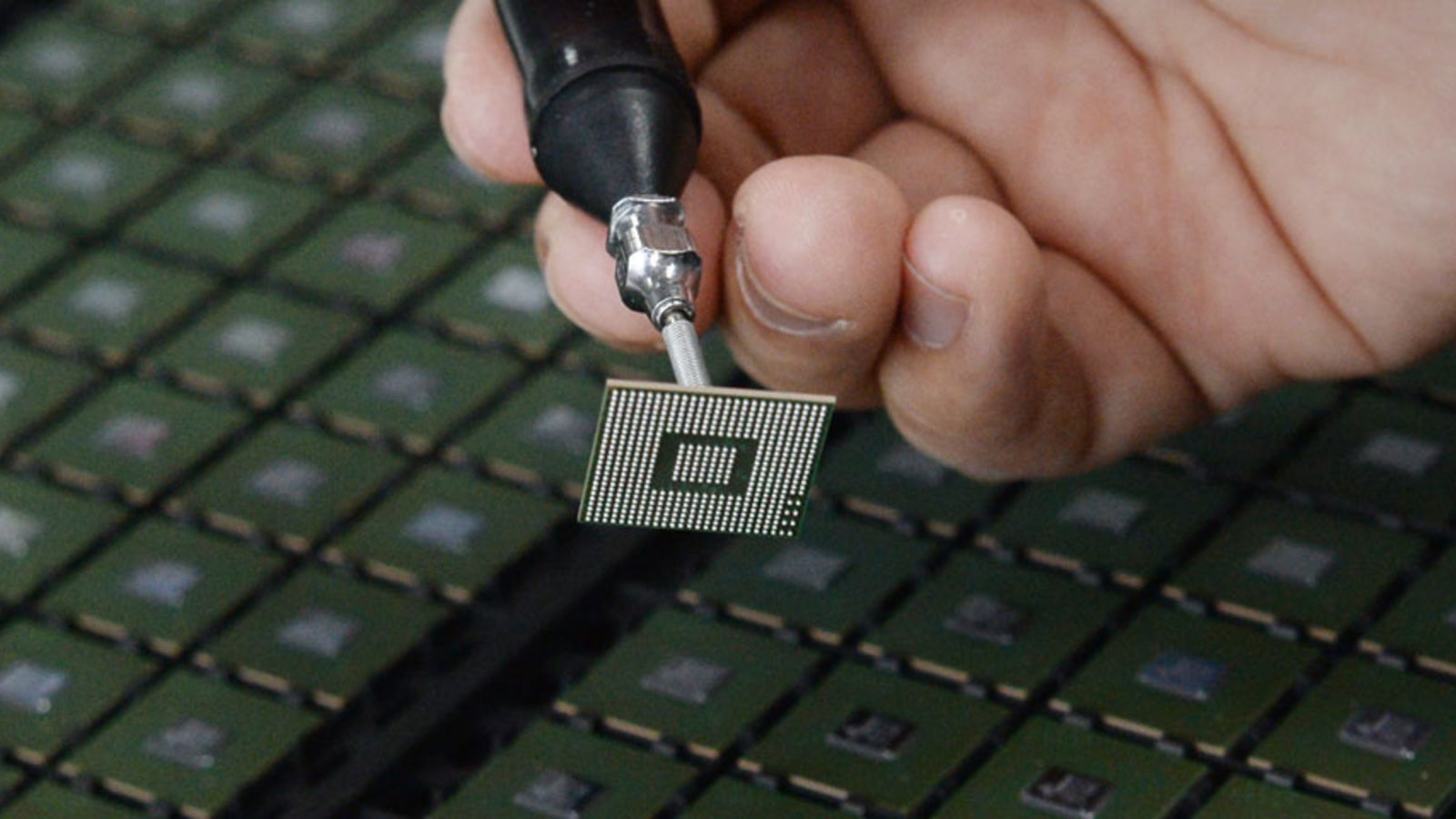 TU Wien macht Computerchips schneller - oe24.at