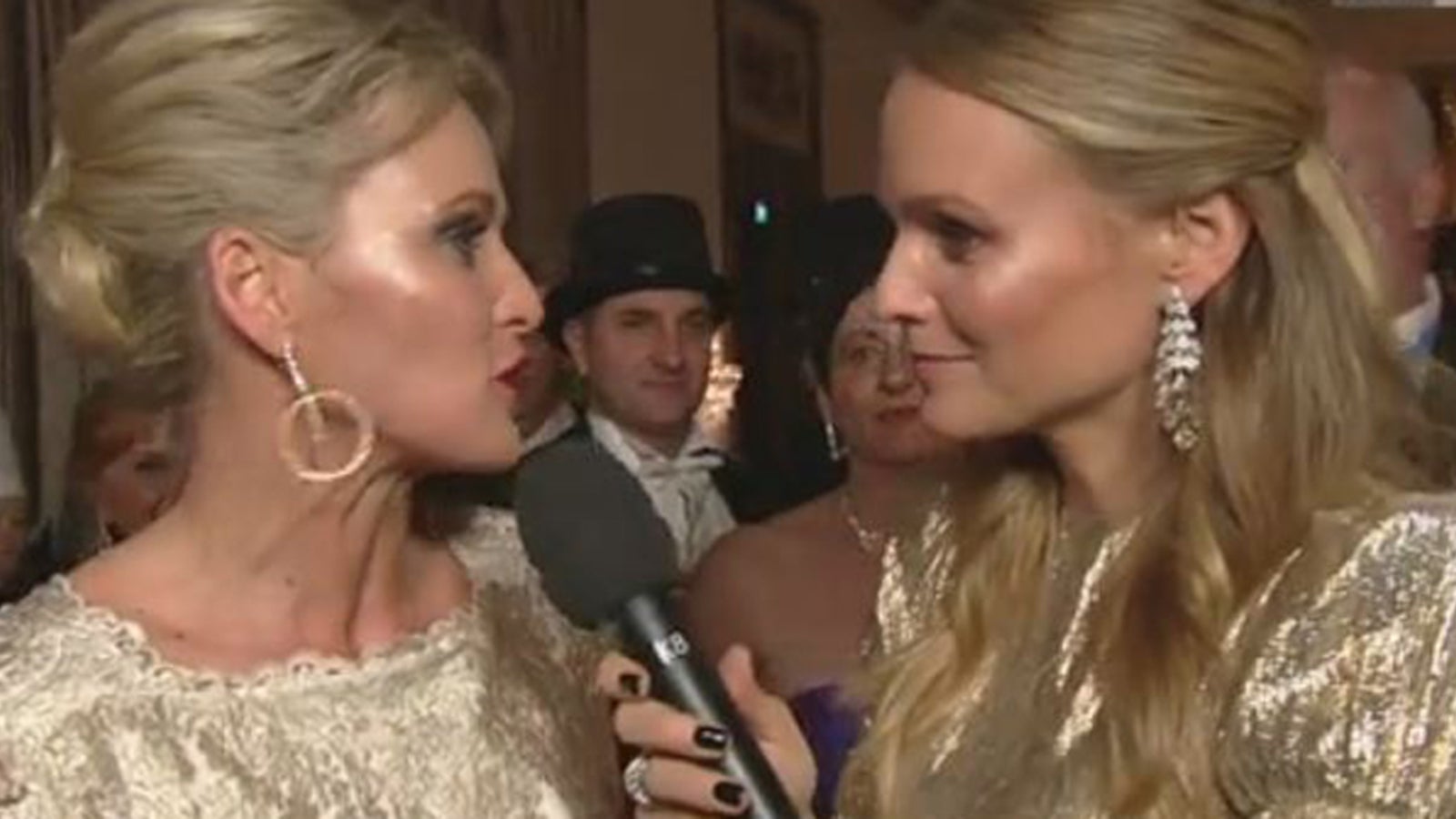 Hier interviewt Mirjam ihre Doppelgängerin - stars24