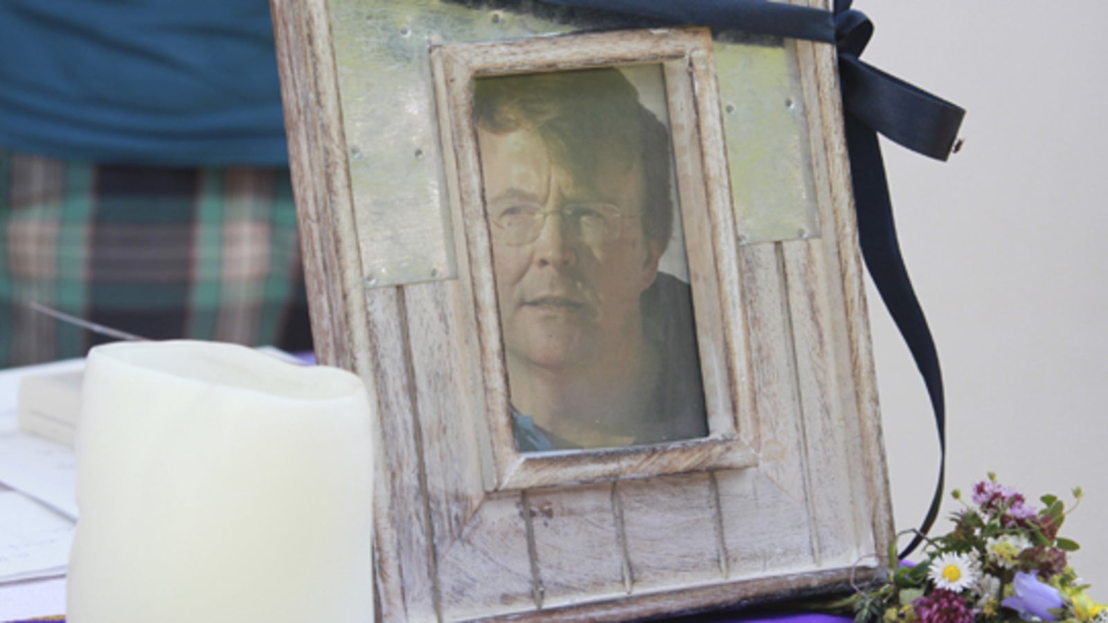 Lech: Berührende Bergmesse für Prinz Friso - stars24